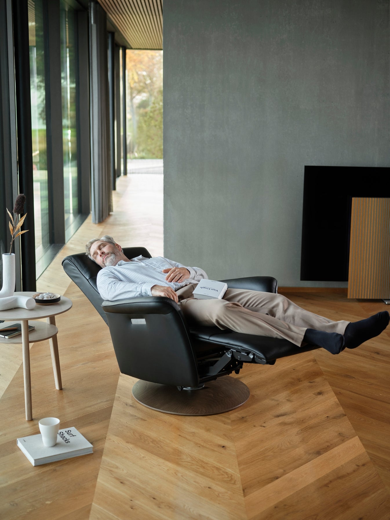 Stressless Mike - Power Base – SL Recliners