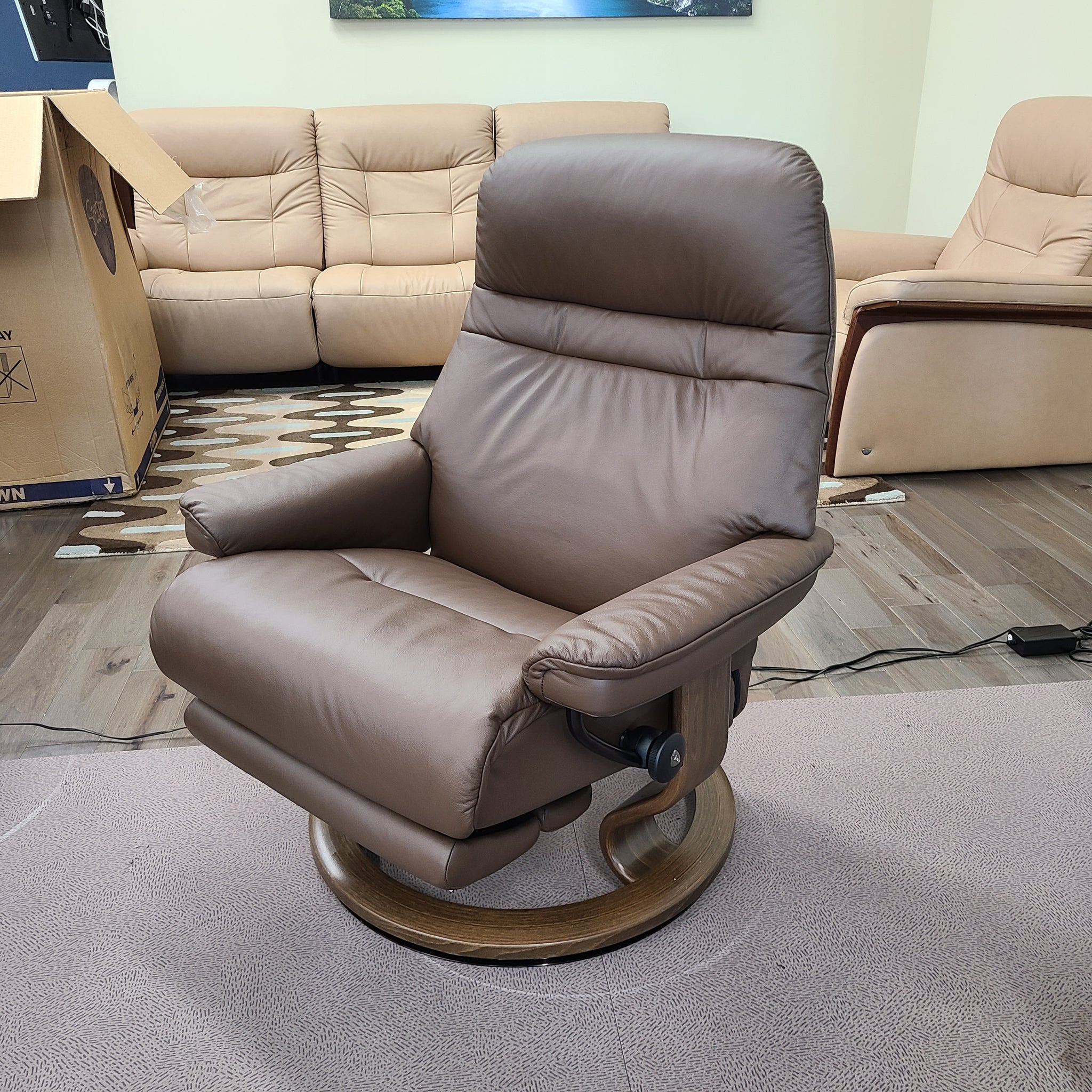 Stressless Sunrise (Large) [Power Recliner] – SL Recliners